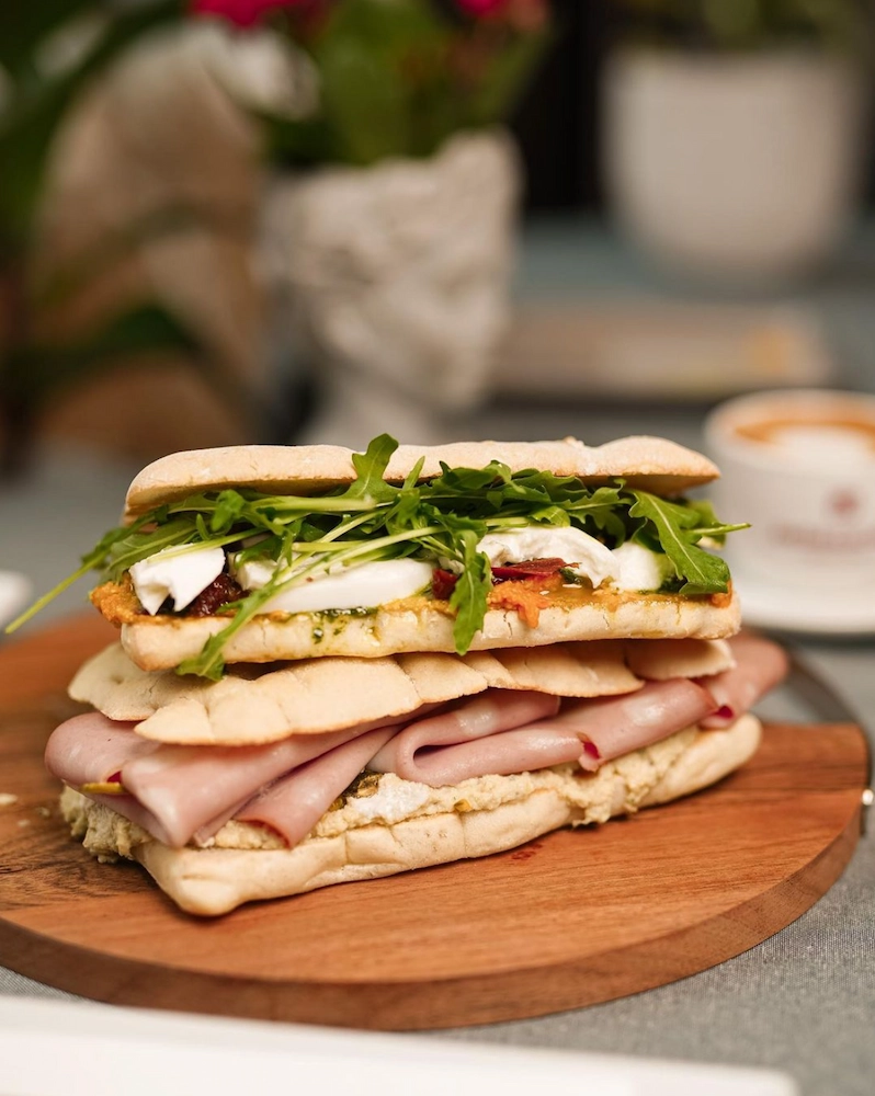 Start - KAISER Café